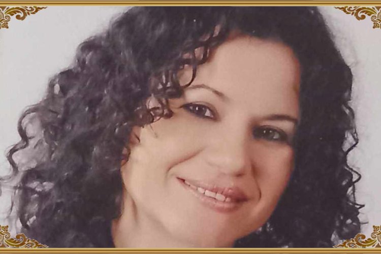 Angela Kosta, poezi në katër gjuhë - Orfeu.AL